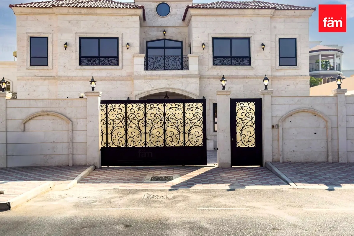 Villa: Modern Villa With Nearby Schools And Amenities | dubizzle Dubai