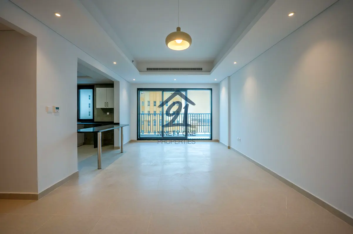 Apartment: Hot Deal | Large Layout | Ready to Move | dubizzle Dubai