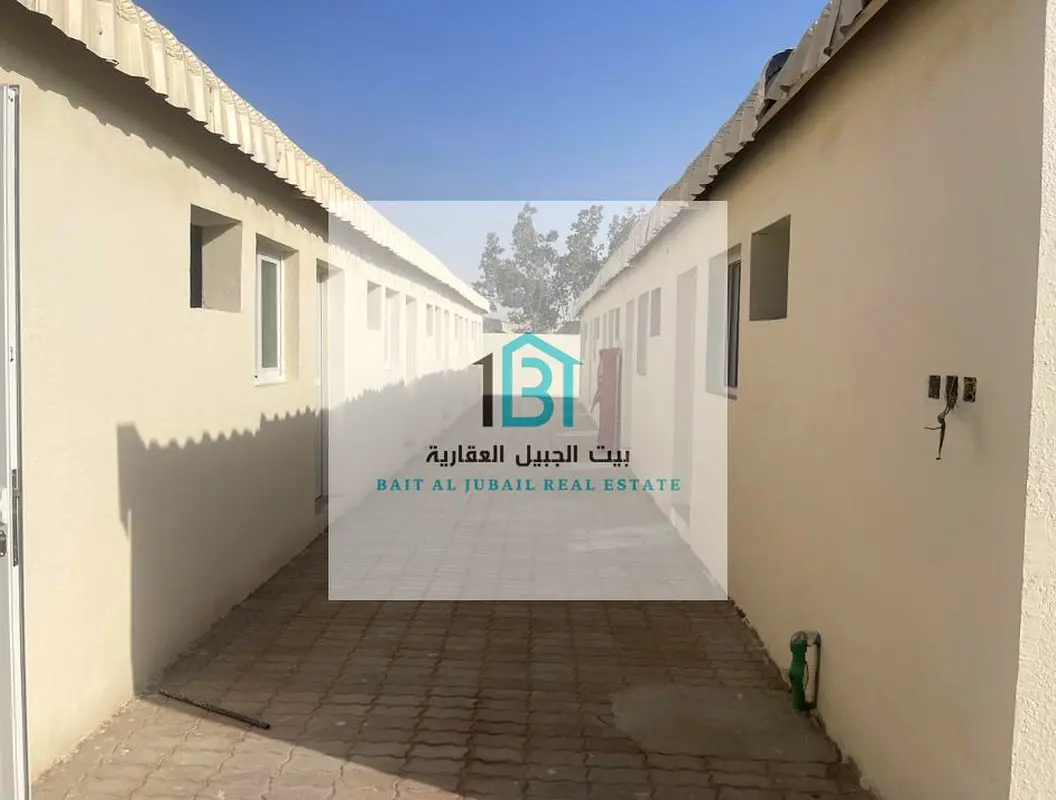Warehouse: For Rent – Fully Equipped Industrial Yard in Al Sajja ...