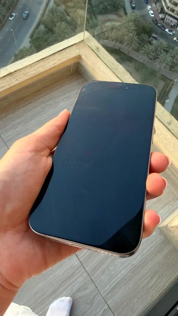 Iphone 15 Pro (256gb) broken screen | dubizzle Dubai