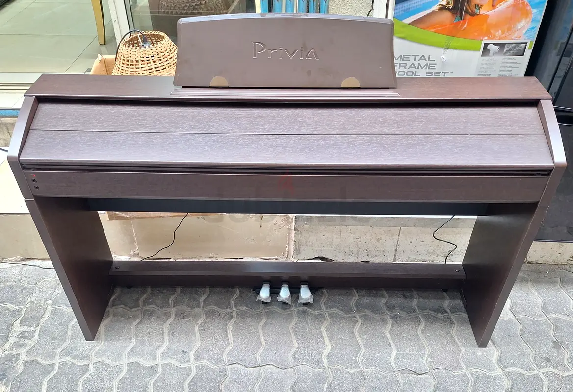 The Casio Privia PX-760 is a popular 88-key digital home piano ...