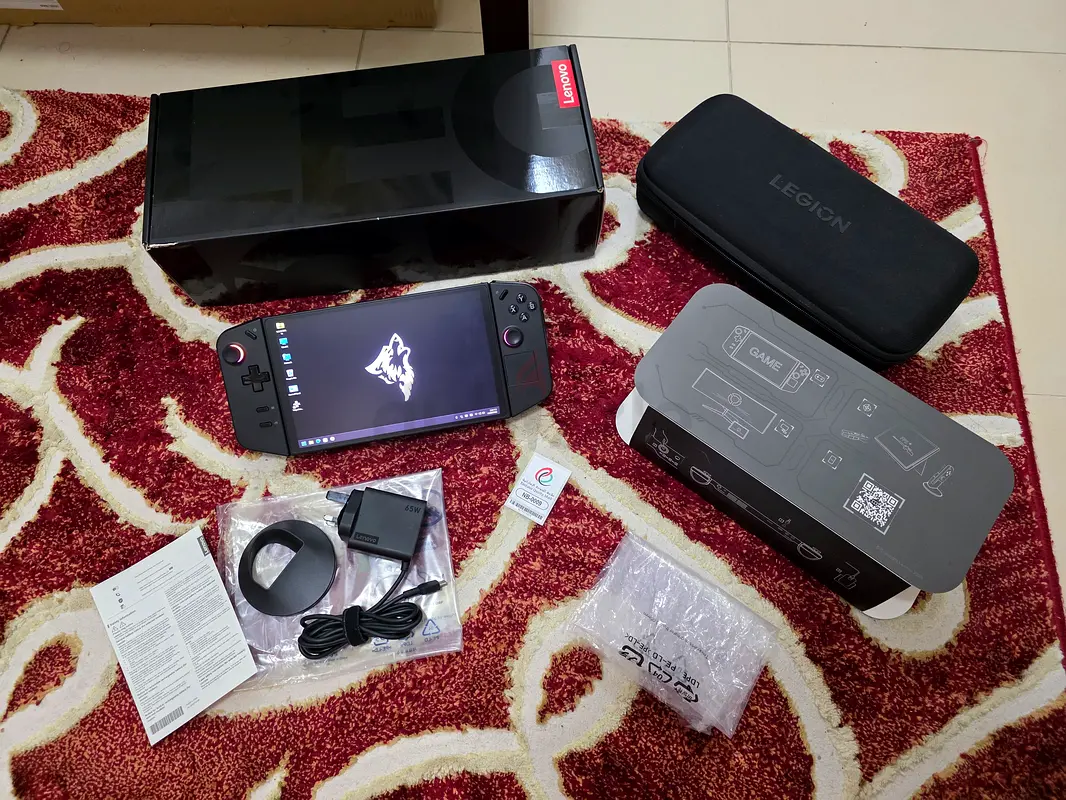 UAE-TRA version Lenovo Legion Go Z1 Extreme 1TB-SSD with complete box ...