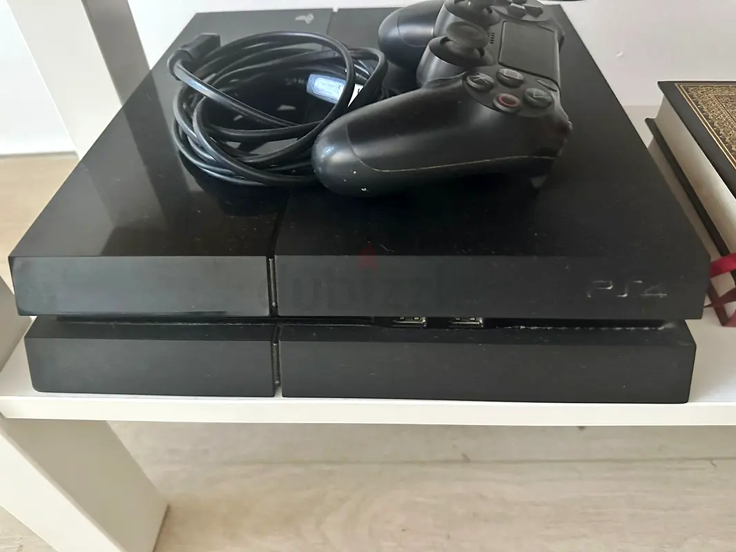 Sony PlayStation 4 Console with Controller | dubizzle Dubai