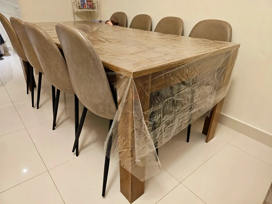 Dining Table with Chairs | dubizzle Dubai