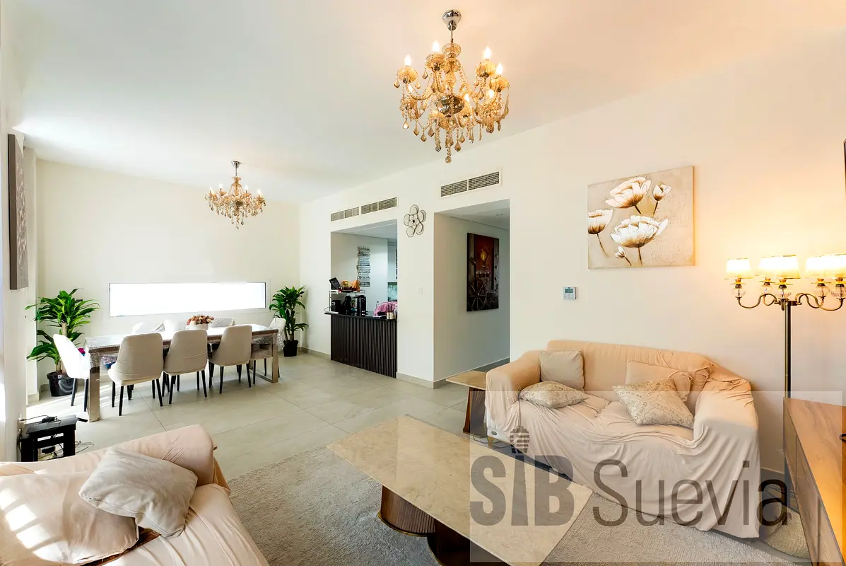 Townhouse: Well Maintained | Semi Detach | Single Row | dubizzle Dubai