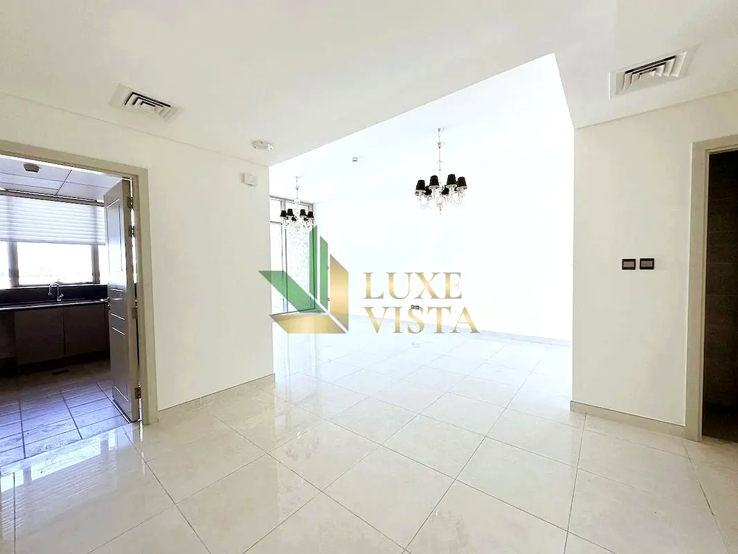 Apartment: Spacious 2BR | Good Location | Corner | dubizzle Dubai