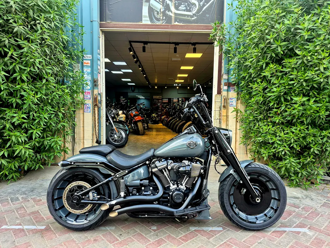2019 HARLEY FAT BOY CUSTOM GRAY | dubizzle