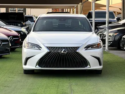 Used Lexus ES-Series With USB Port(s) for Sale in Sharjah | dubizzle