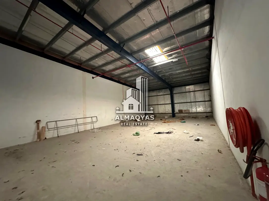 Warehouse: Spacious Warehouse for Rent - 3700 sqft – Prime Location ...