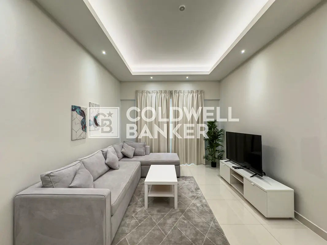 Apartment: Huge Layout | Spacious Apartment | Inquire Now | dubizzle Dubai