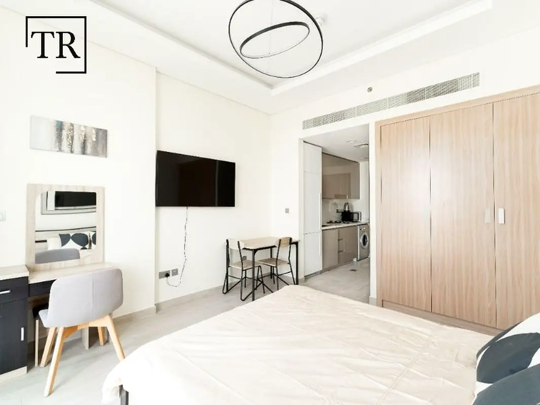 Apartment: Burj Khalifa Views | Furnished | Prime Location | dubizzle Dubai