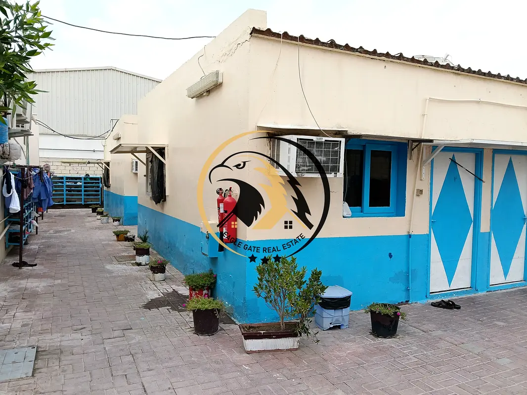 Staff Accommodation: Camp For Sale 47 Rooms Labour Camp 2 Shops Very ...