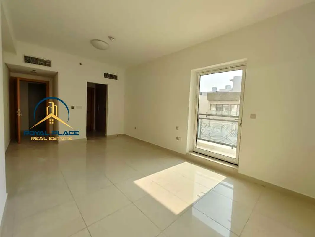 Apartment: 2 BEDROOM | PRIME LOCATION |SPACIOUS LAYOUT | dubizzle Dubai