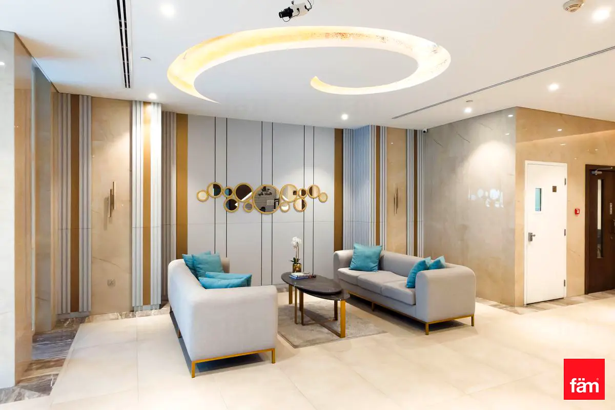 Apartment: Chic Furnished | Prime Location In Dubai Marina | dubizzle Dubai