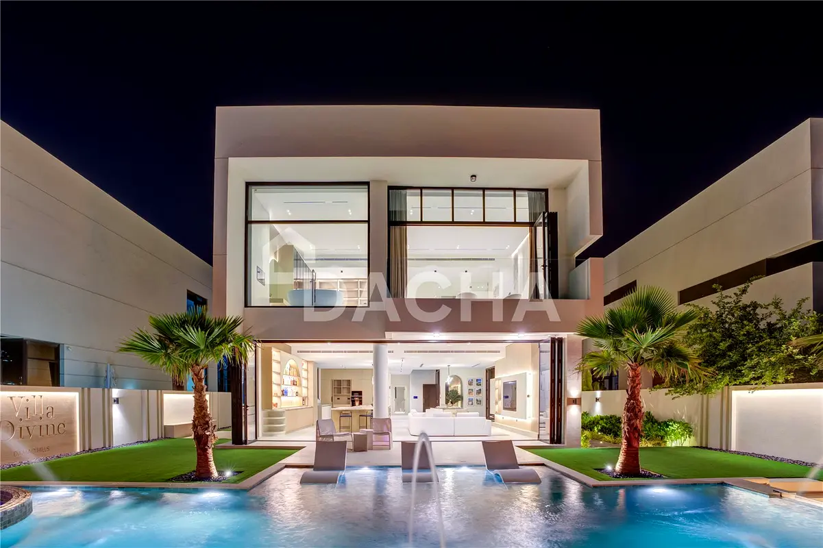 Villa: Fully Customized | Golf View | High ROI | dubizzle Dubai