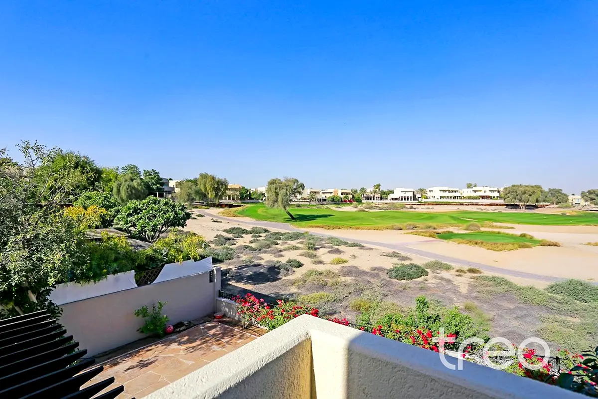 Villa: Premium Villa | Golf Course View | Private Pool | dubizzle Dubai