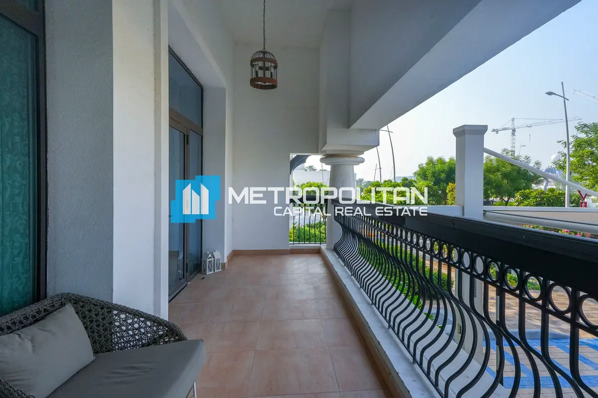 Apartment: Furnished| Corner 2BR| Balcony| Upgraded| Type A | dubizzle ...