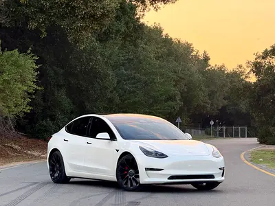 Used Tesla Model 3 With Rear View Camera for Sale in Sharjah | dubizzle