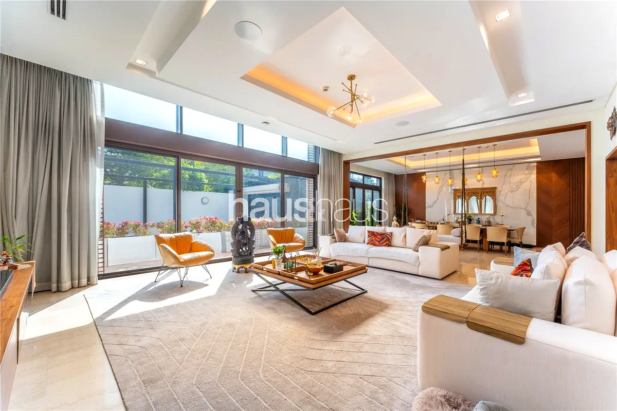 Villa: Corner Villa | Closed Kitchen | Vastu | dubizzle Dubai