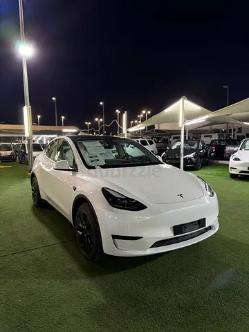 New Tesla Model Y With Rear View Camera for Sale in Sharjah | dubizzle