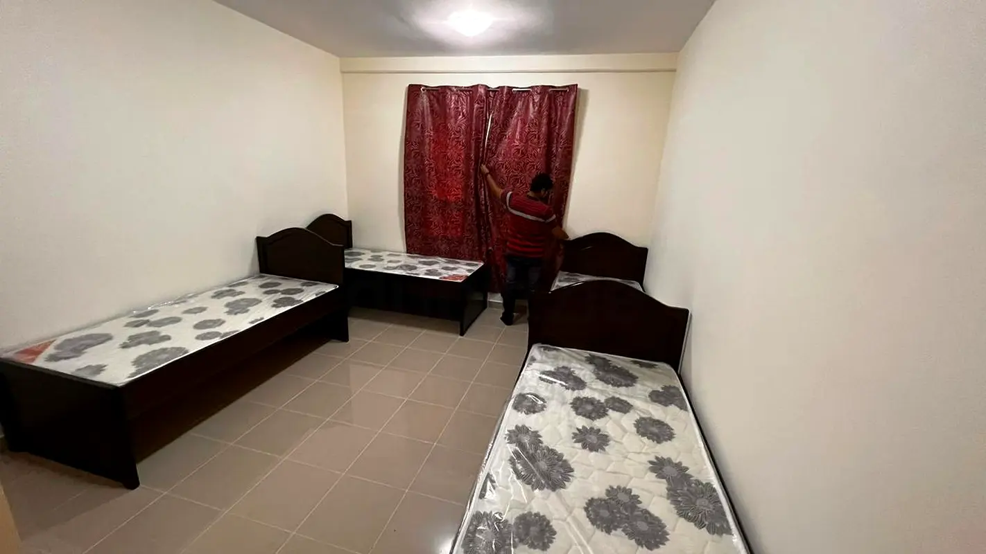 Apartment: Premium Male bed space for Executive - South indians ...