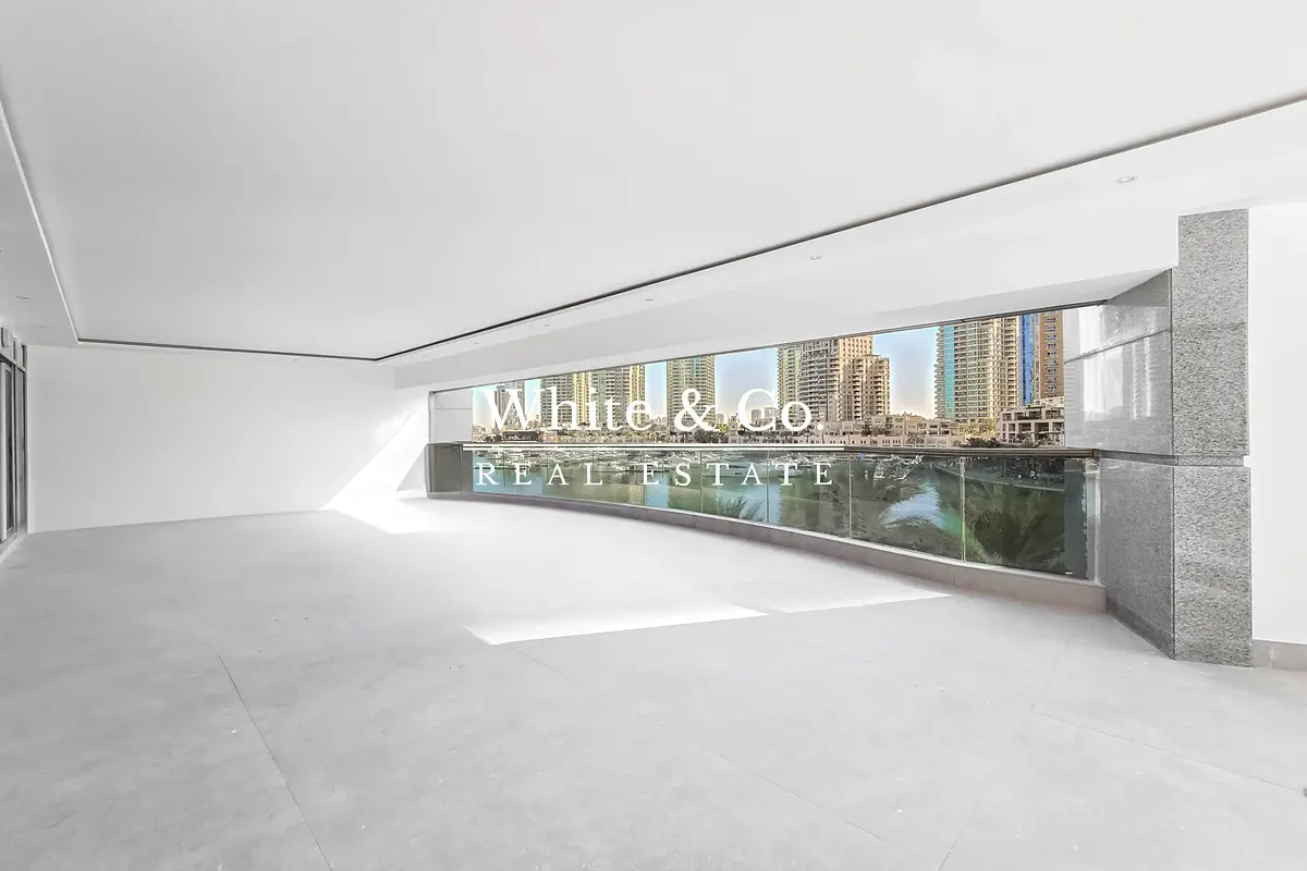 Apartment: Vacant On Transfer | Terrace | Full View | dubizzle Dubai