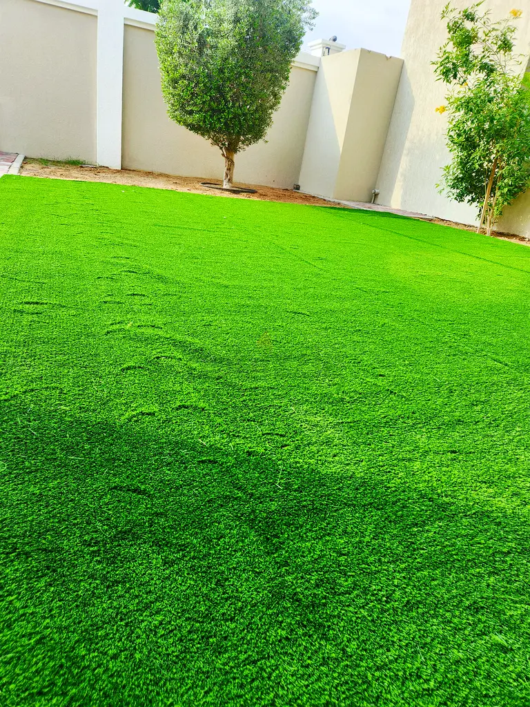 Landscape and artificial grass fixing | dubizzle