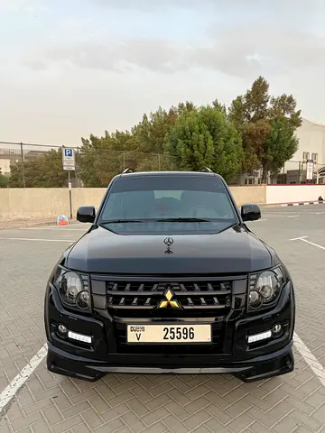 Used Mitsubishi Cars With 12V Power Outlet(s) for Sale in UAE ...