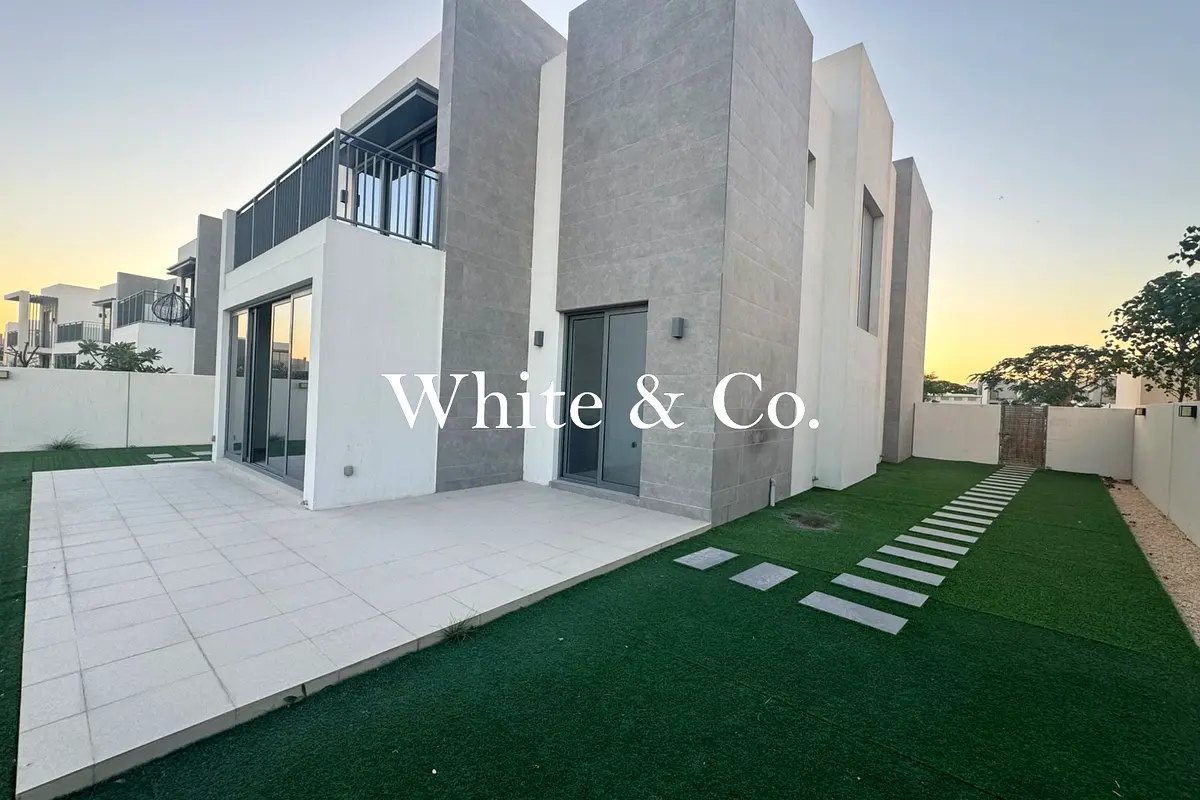 Villa: Vacant | Genuine listing | Golf Course | dubizzle Dubai