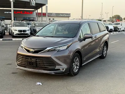 Used Toyota Sienna With Rear Fog Lights for Sale in Dubai | dubizzle