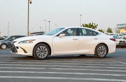 New Lexus ES-Series With Bluetooth for Sale in UAE | dubizzle