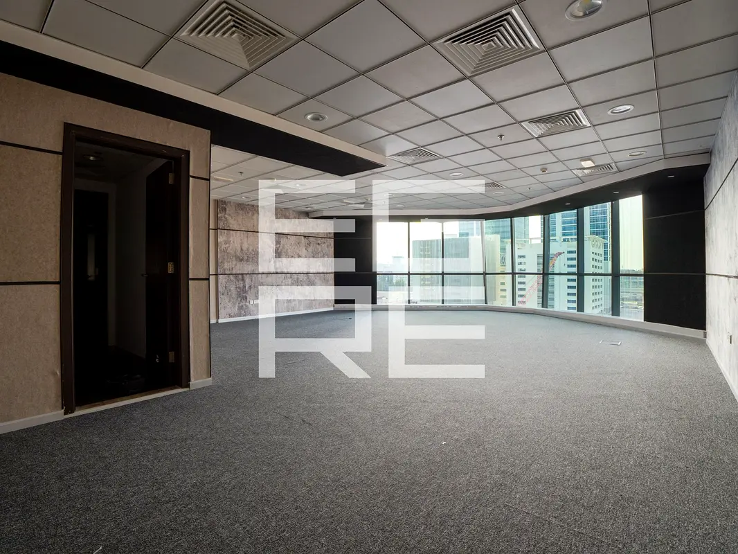 Office: SPACIOUS | VACANT | NEAR METRO | dubizzle Dubai