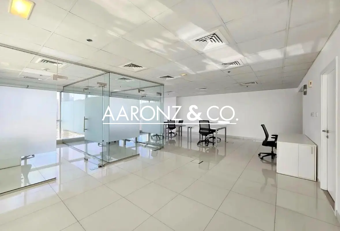 Office: Grade A | Bright Office | Mid Floor | dubizzle Dubai