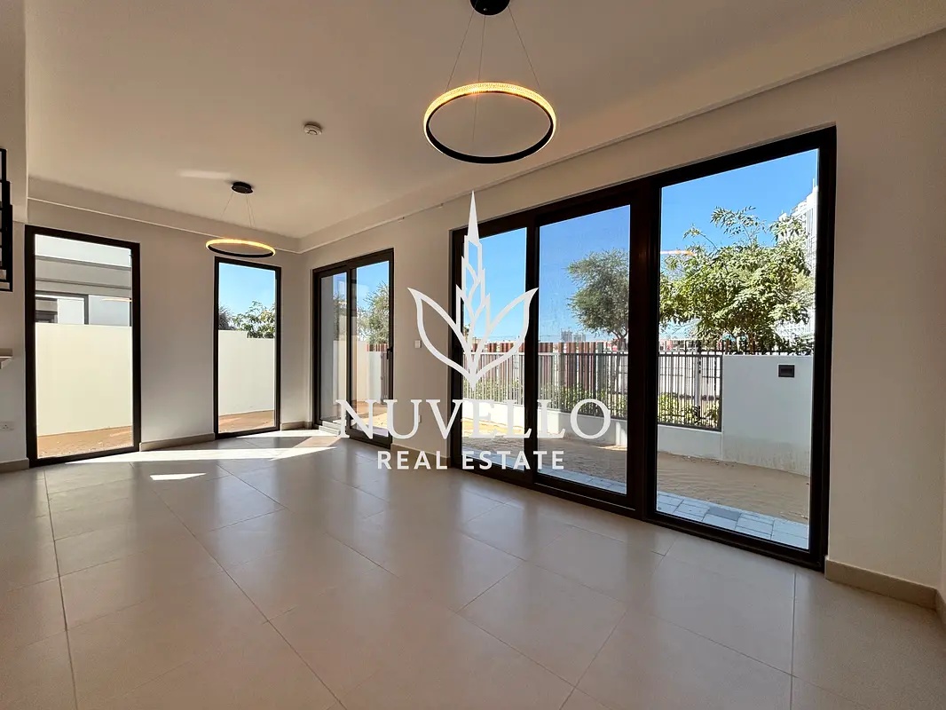 Townhouse: Upgraded Smart Home | Corner Plot | Solar Panels | dubizzle ...