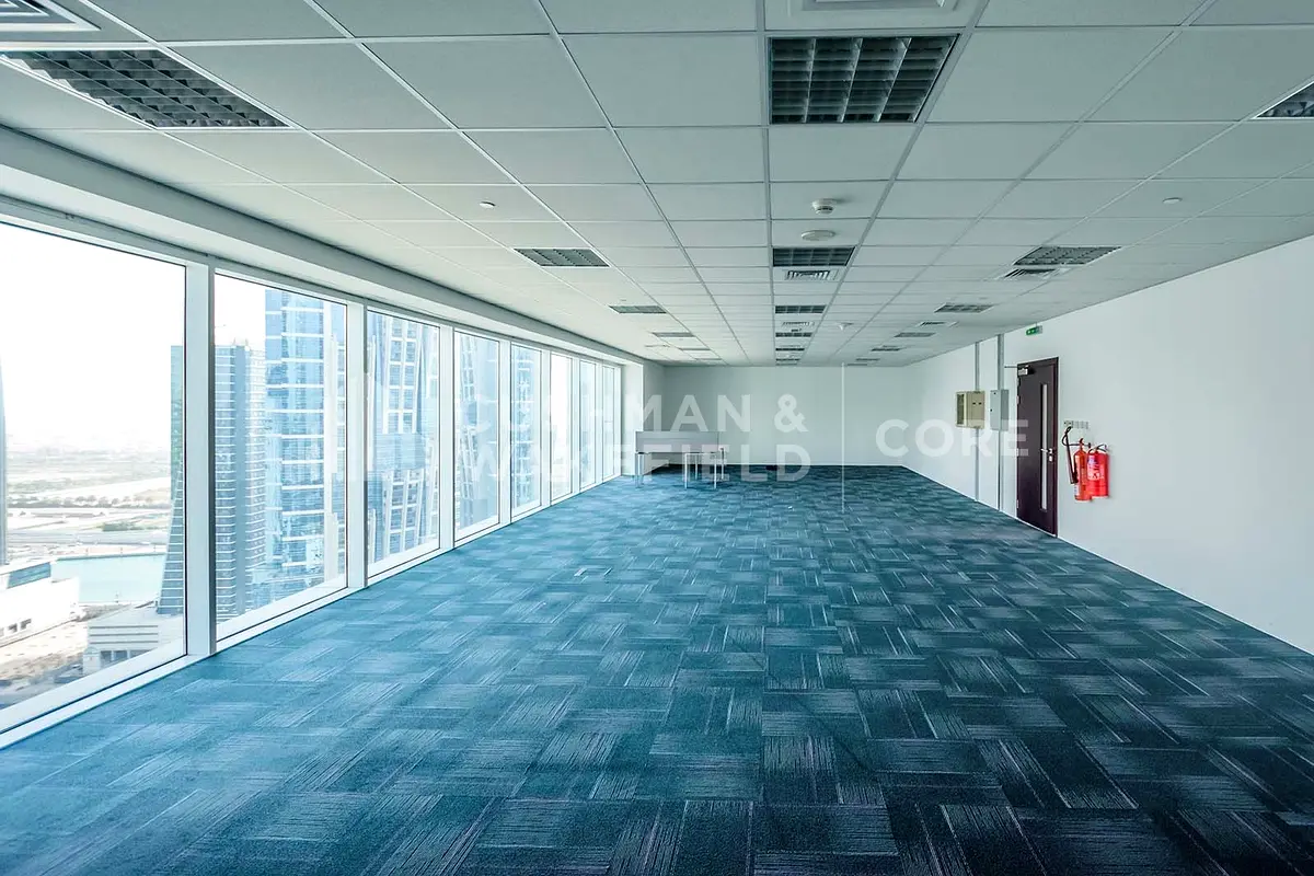 Office: Carpeted Fitted Unit | Open Space | High Floor | dubizzle Dubai
