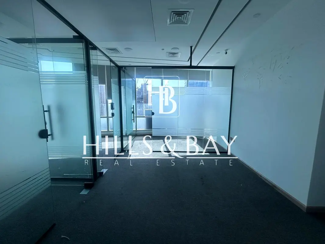 Office: Fully Fitted Office – High Floor – Park Lane Tower | dubizzle Dubai