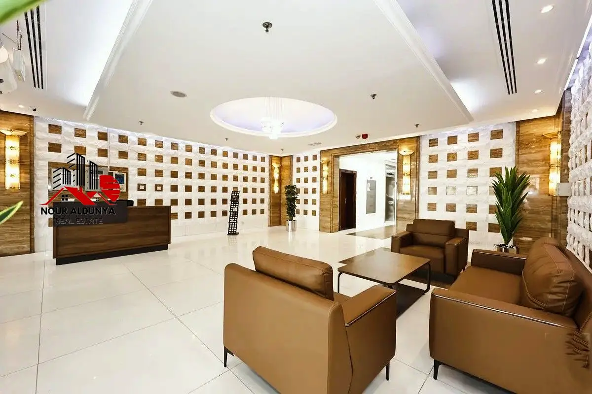 Office: FULLY FITTED // CLOSE TO BUS STOP// UPTO1200SQFT OFFICE // BOOK ...