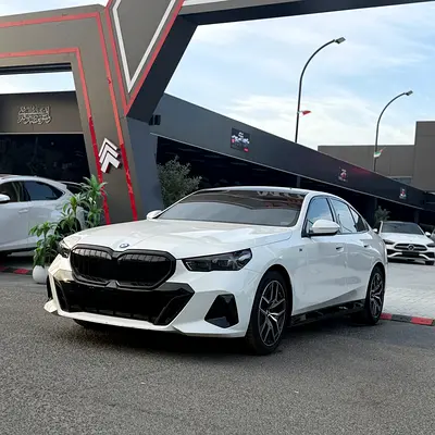 Used BMW 5-Series With Rear Window Defogger for Sale in Ajman | dubizzle