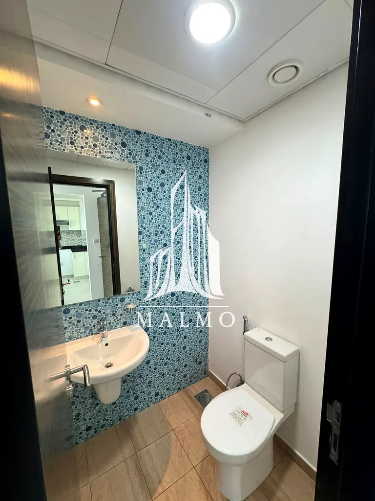 Apartment: Nice & Clean Apartment I High Floor I Close to Mosque ...