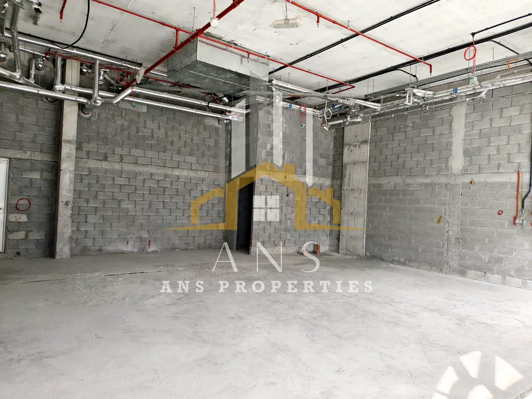 Shop: Luxury Retail Opportunity | Shell & Core | Prime Location | Brand ...