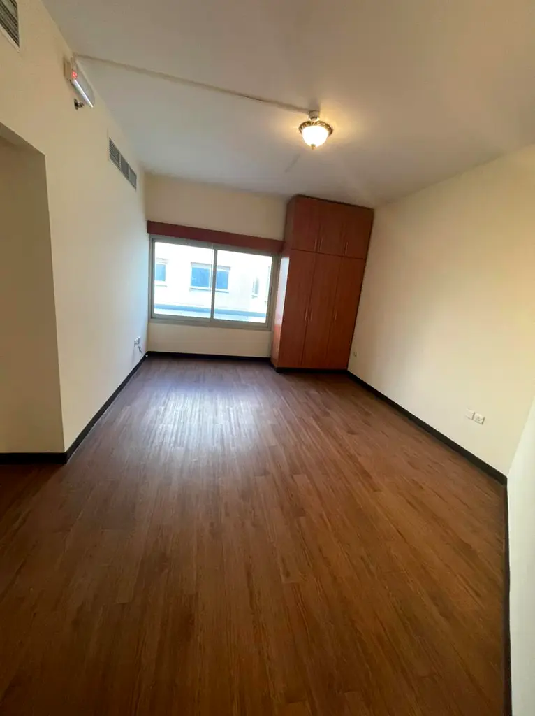 Apartment: Extra large studio flat | One month grace period | dubizzle ...