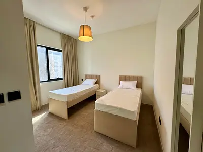 Apartment: 🔥 LIMITED TIME OFFER | High-End FEMALE Executive Sharing Bed ...