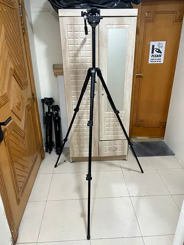 Classifieds: Manfrotto tripod 501 with base plate excellent condition ...
