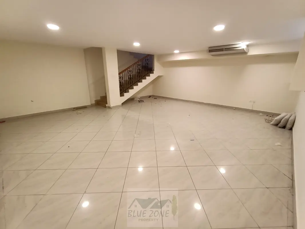 Villa: Mirdif 4 Bedroom Villa With Basement Hall And Maid Room,Covered ...