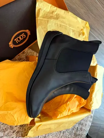 Classifieds: TODDS Black Leather Chelsea Boots - Size 43 brand new with ...