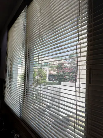Classifieds: Used horizontal wooden-look blinds - single large window ...