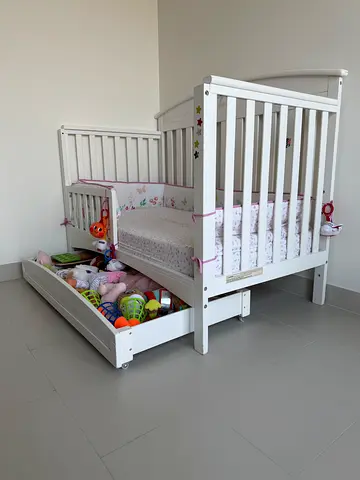 Classifieds: White Wooden Baby Crib with Under-Storage Drawer and ...