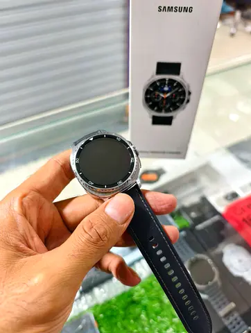 Classifieds: BrandNew - Samsung Galaxy watch 8 Classic 46mm GPS ...