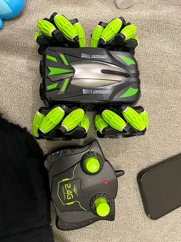 Classifieds: Remote Control Stunt Car with Controller - Green/Black ...