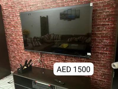 Classifieds: Philips Wall Mounted Flat Screen TV - 65 inch | dubizzle ...